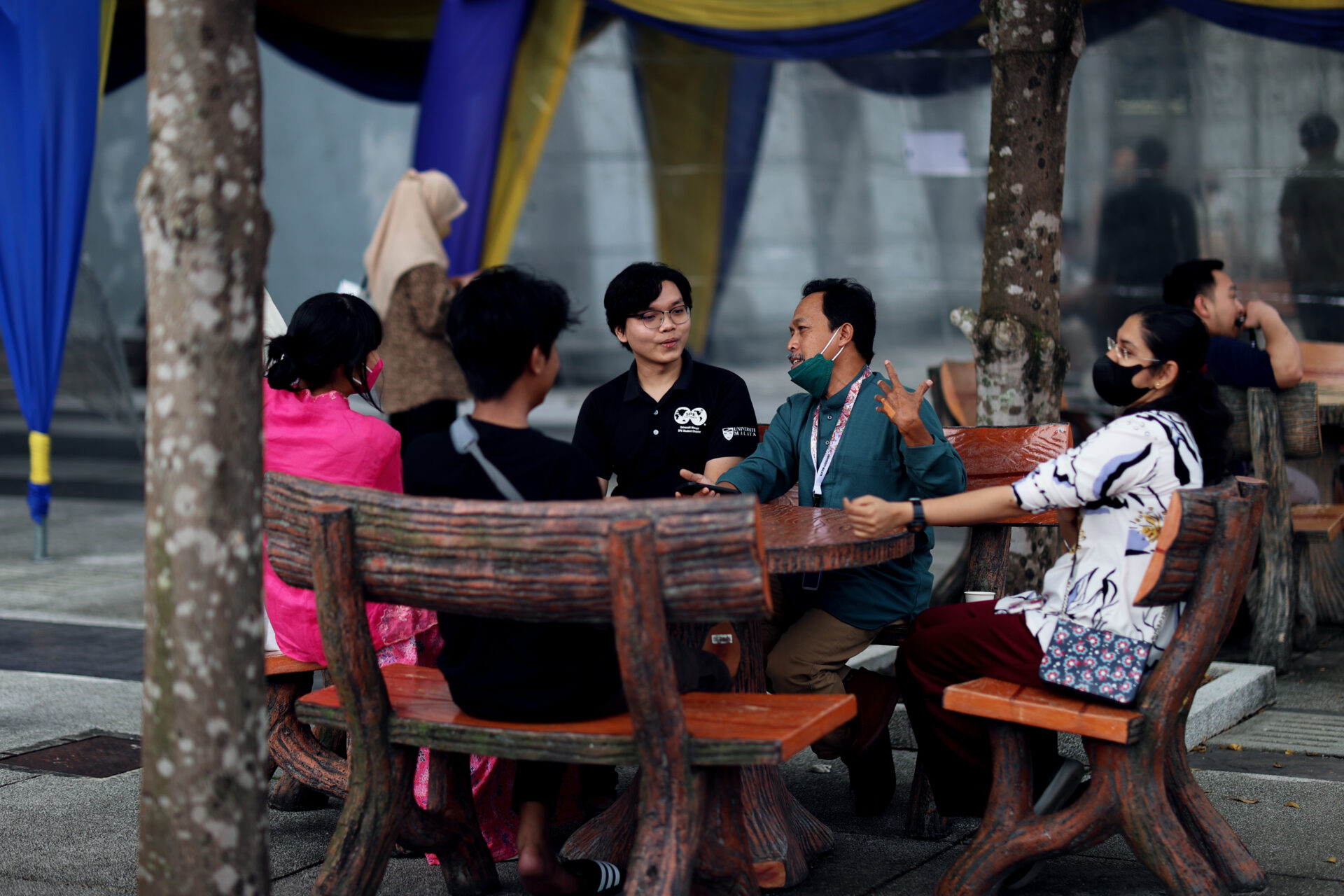 Alif, Melissa dan Nazrin | um+